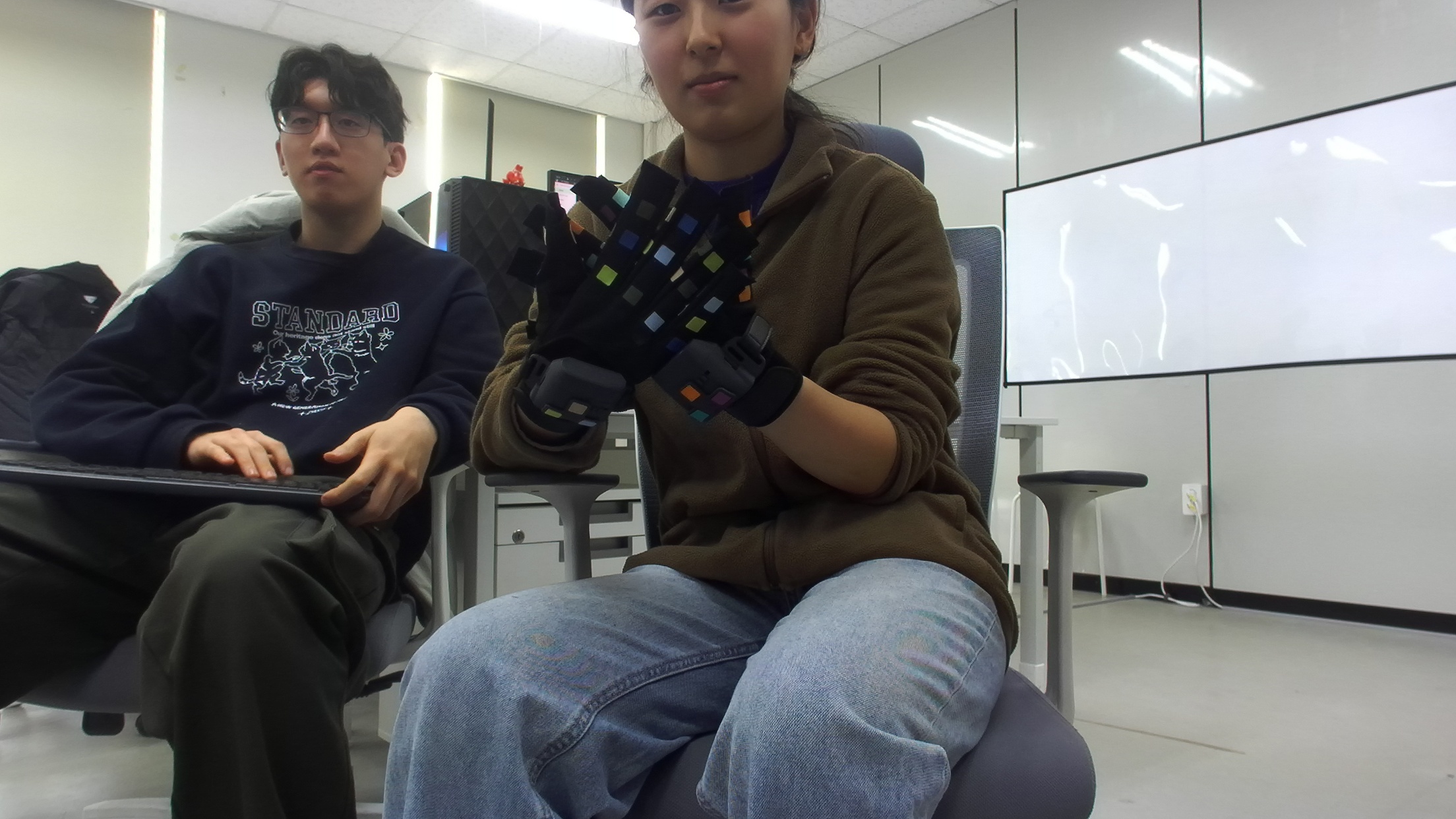 real_final_righthand Object Detection Dataset by glove