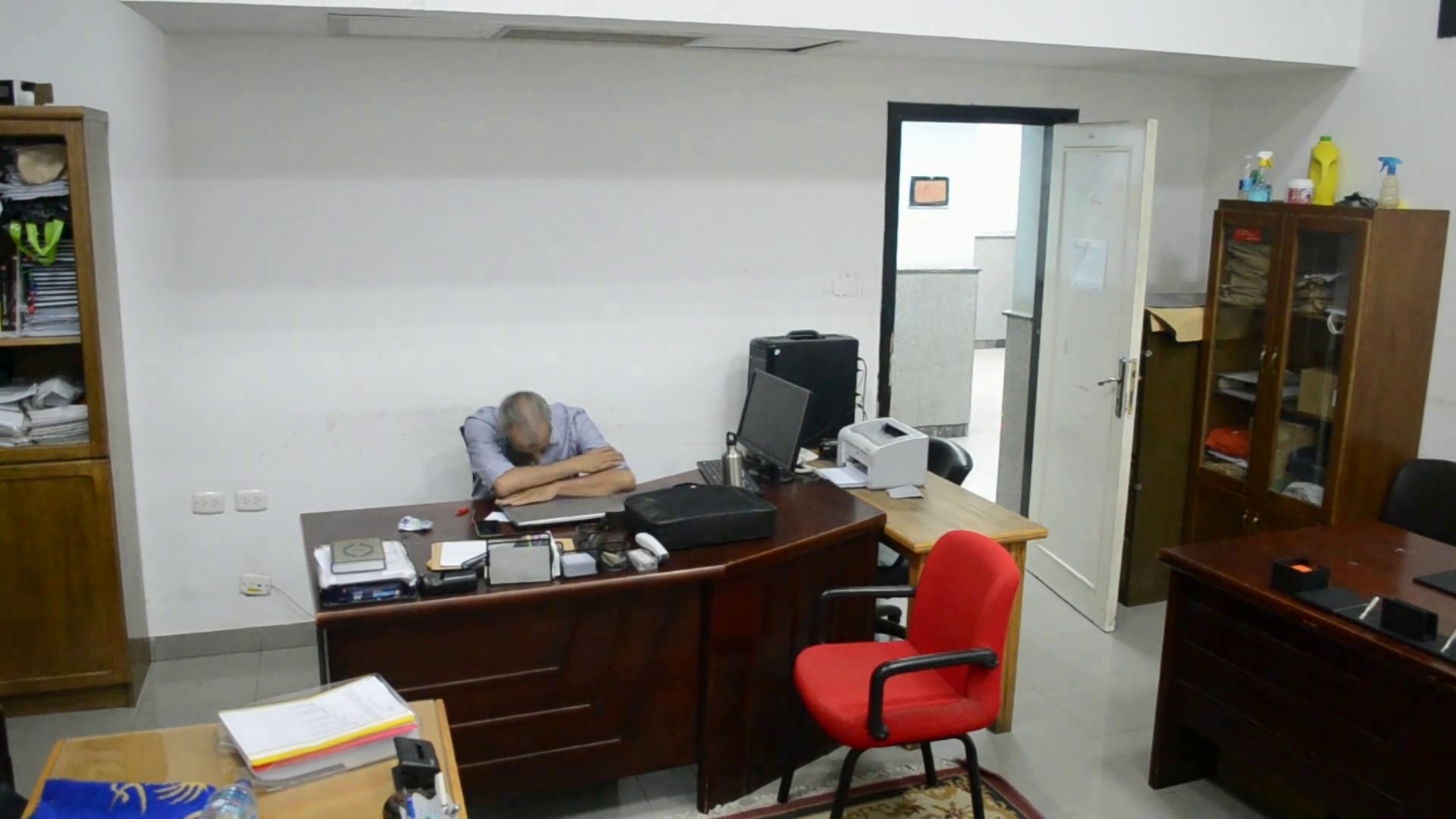 Employee Sleeping Object Detection Model by ss