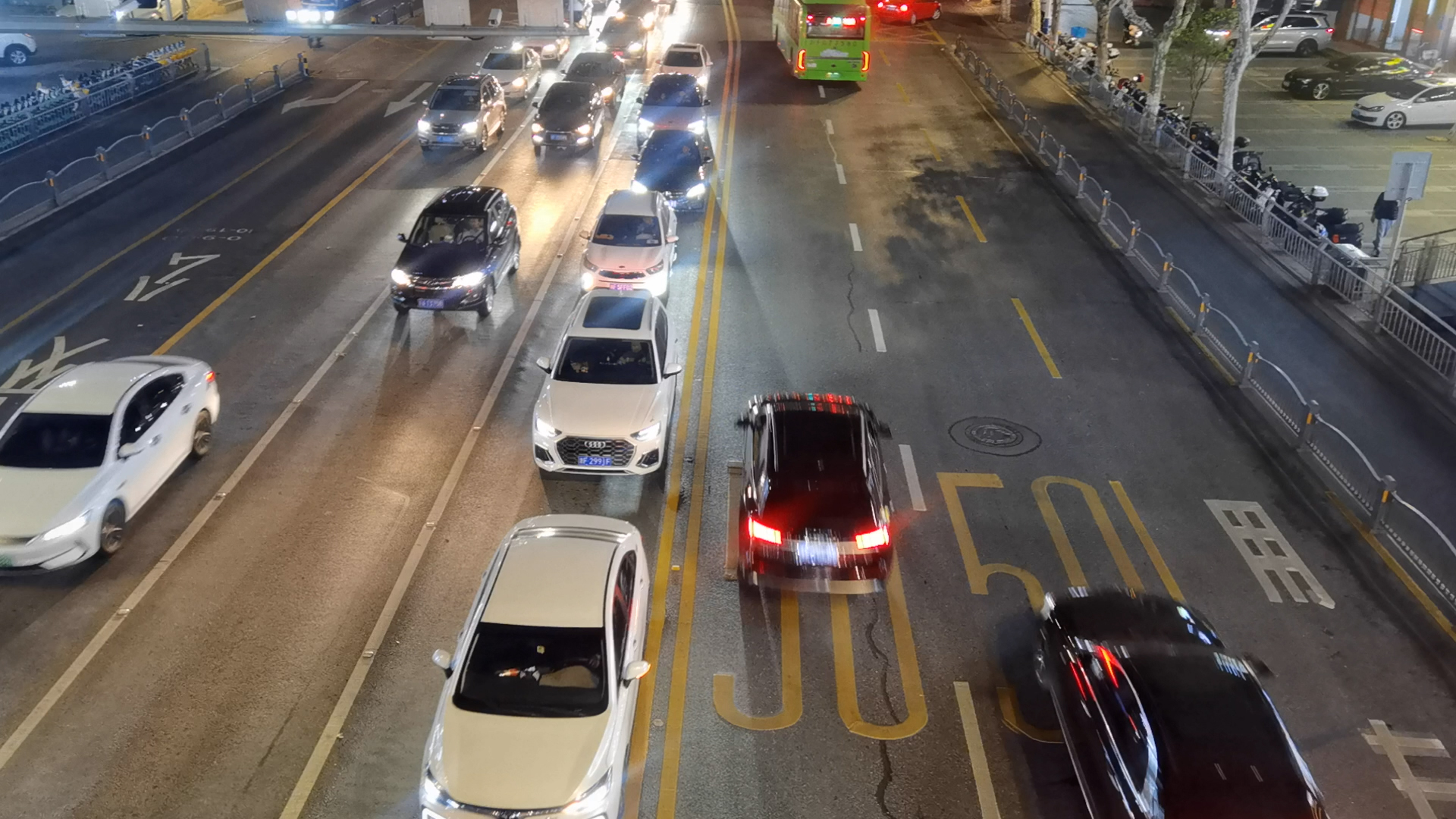 Cars Object Detection Dataset and Pre-Trained Model by Yui100901