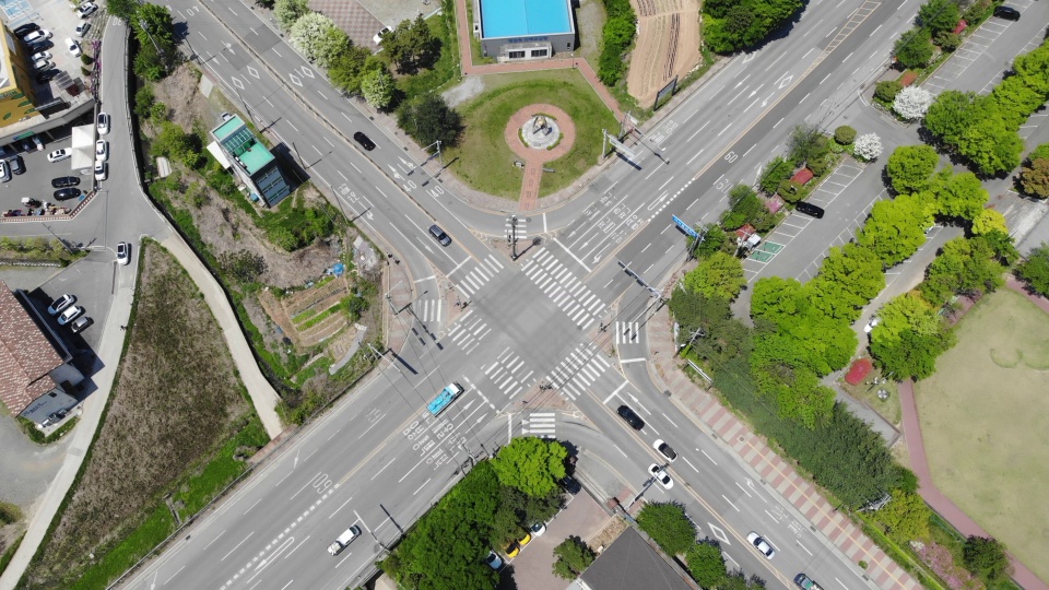 drone Object Detection Dataset and Pre-Trained Model by school