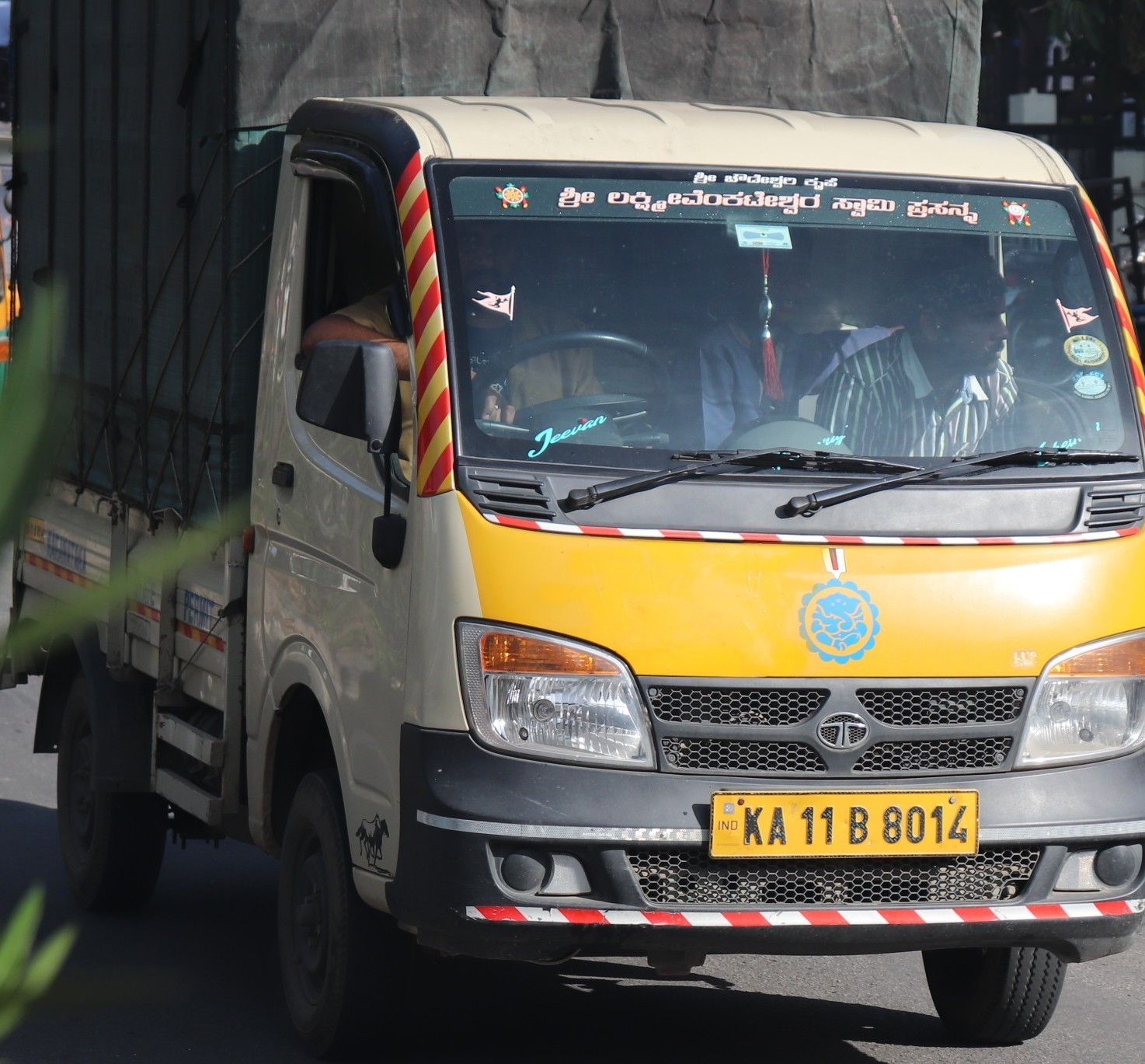 sl-anpr-2 Object Detection Dataset by amogh ht