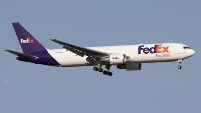 Aircraft Segmentation Instance Segmentation Dataset by datasets