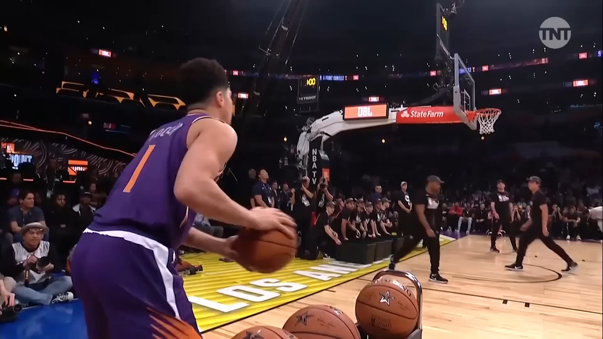 basketball-and-hoop Instance Segmentation Dataset and Pre-Trained Model by Basketball formations