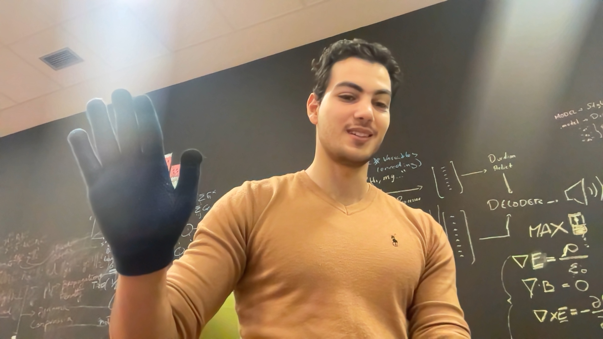 Hands Labeling Object Detection Dataset By Testlabeling