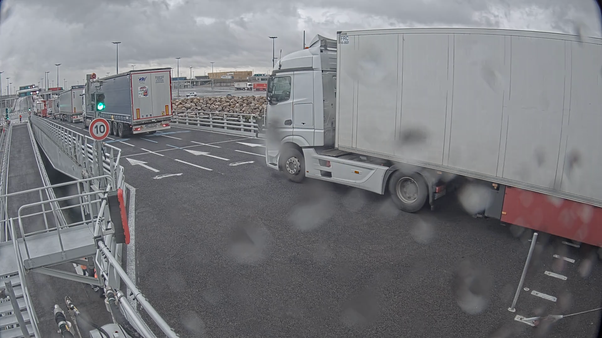 Vehicles Retraining Object Detection Dataset V1 Retraining V1 By New Workspace 7ucki