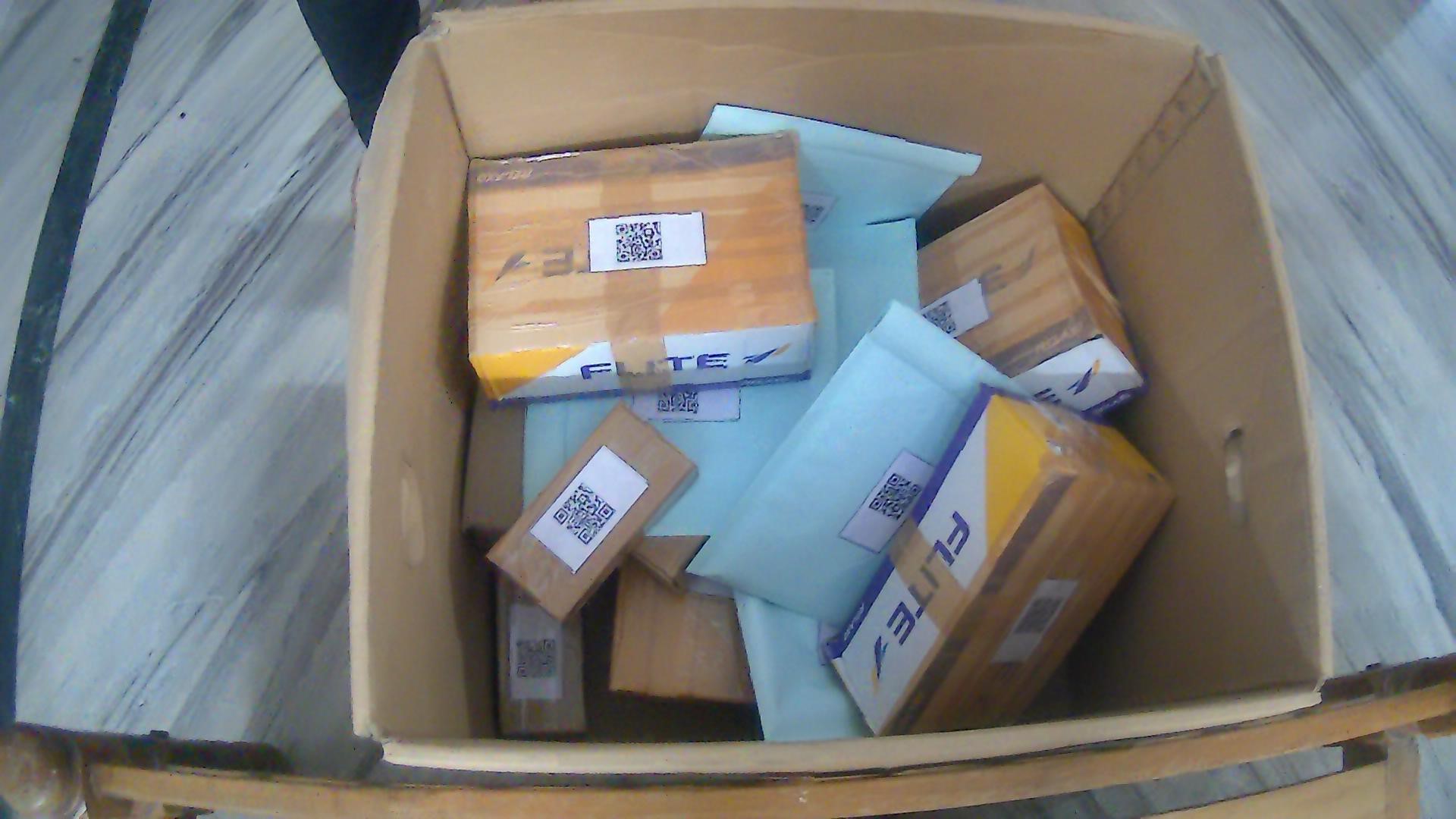 Flip the box Object Detection Dataset and Pre-Trained Model by Mad Man