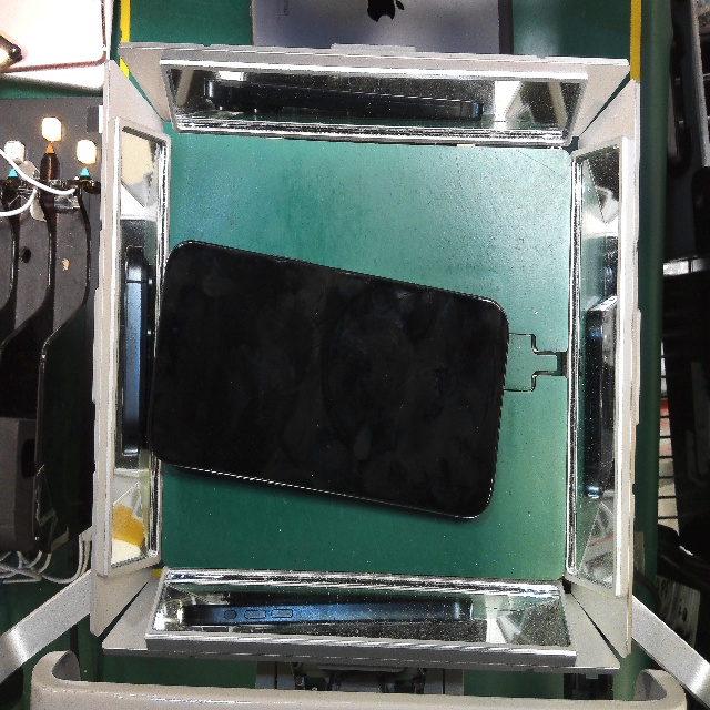 segment_mirror_v2 Instance Segmentation Dataset by Greystone