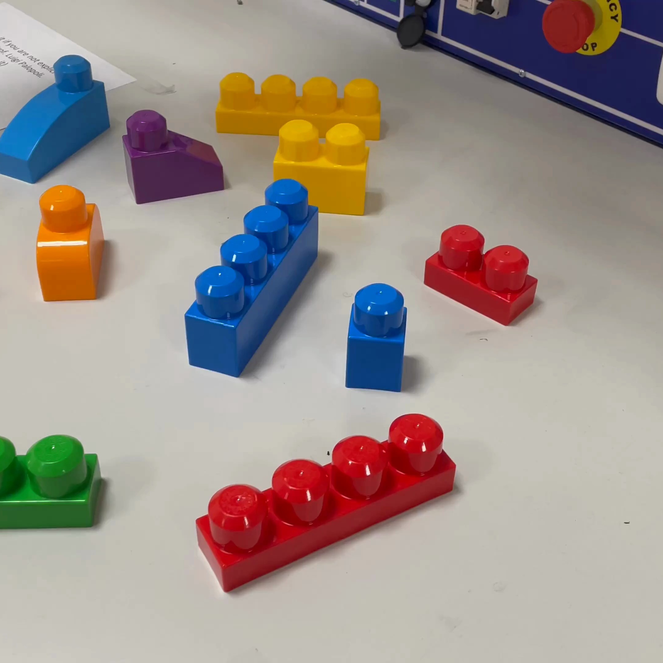 university (university-qidrm) - Roboflow Universe