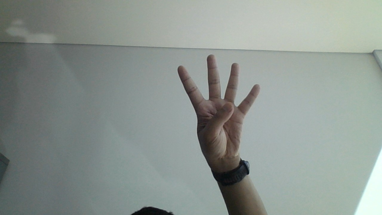 PRAKTIKUM AI - Roboflow Universe