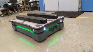 robot Object Detection Dataset and Pre-Trained Model by label