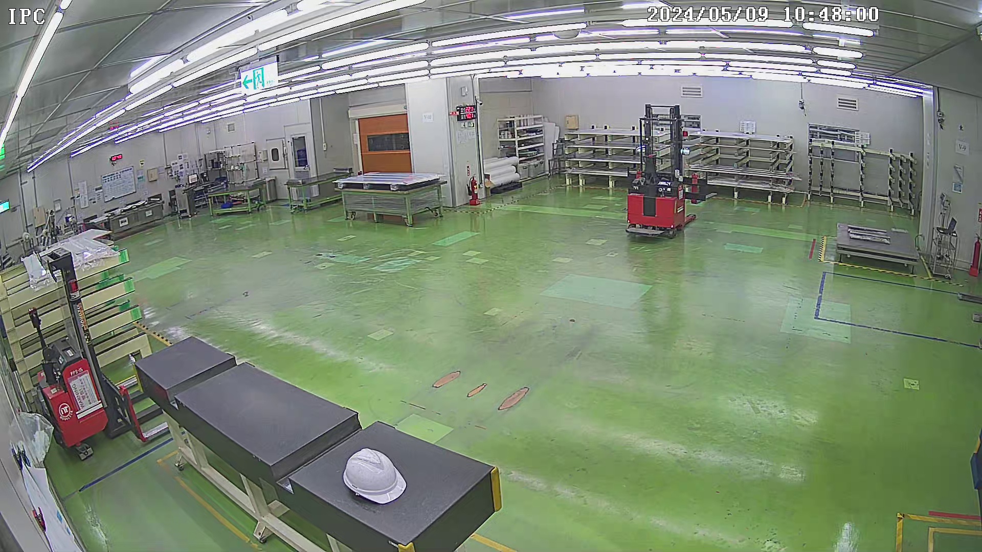 yolo (yolo-6xefh) - Roboflow Universe