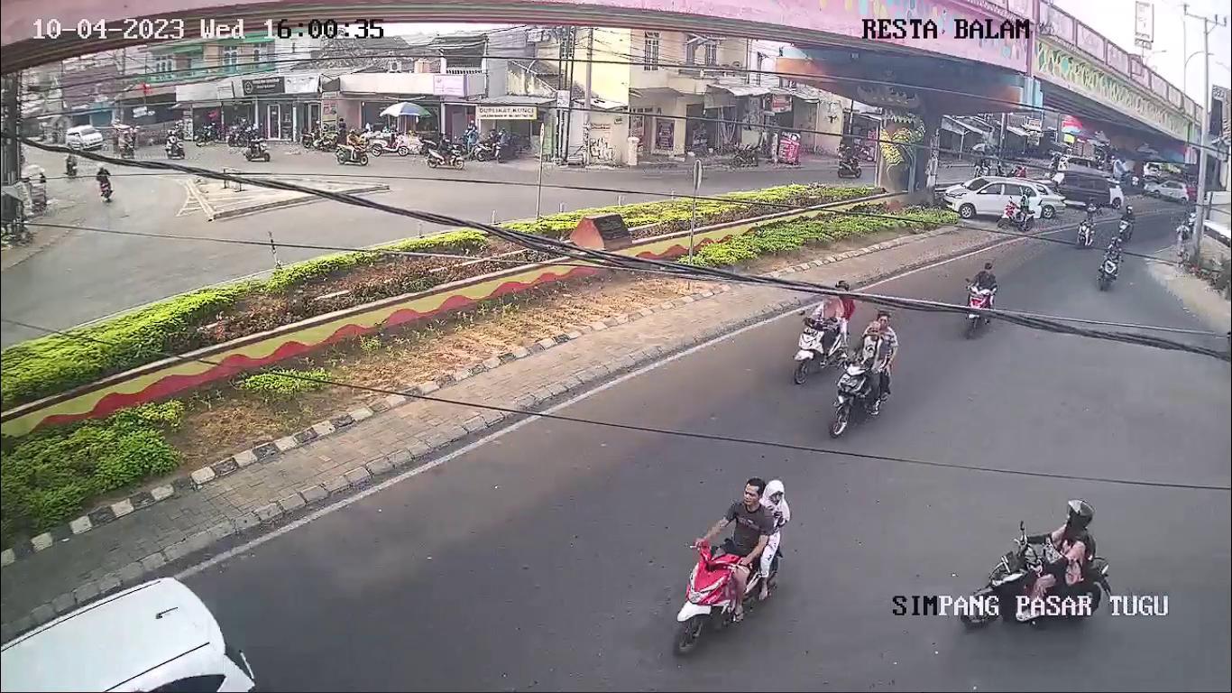Helmetdetection2321 Object Detection Dataset And Pre Trained Model By