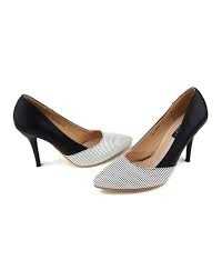 auto-generated-dataset-CSE493-shoes Instance Segmentation Dataset by Robin Wang