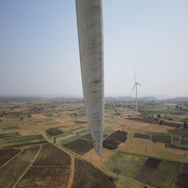 BladeDetAMDEV Instance Segmentation Dataset by Wind Blade