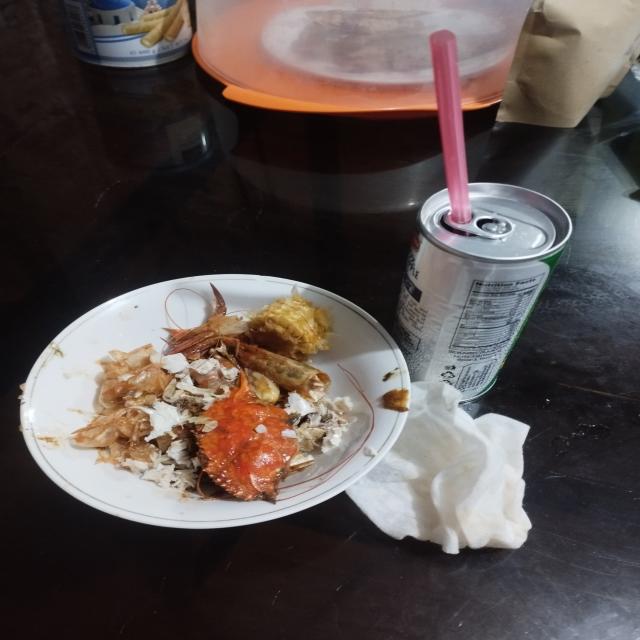 Waste Classification (waste-classification-ftcyk) - Roboflow Universe