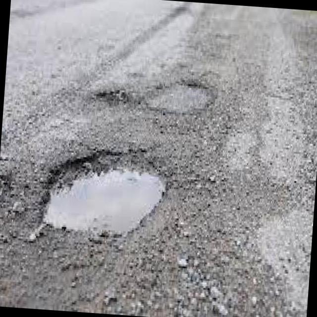 Kuwait Potholes Object Detection Model by THOMASZERO