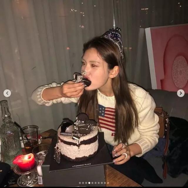 people-eat Object Detection Dataset by UAG