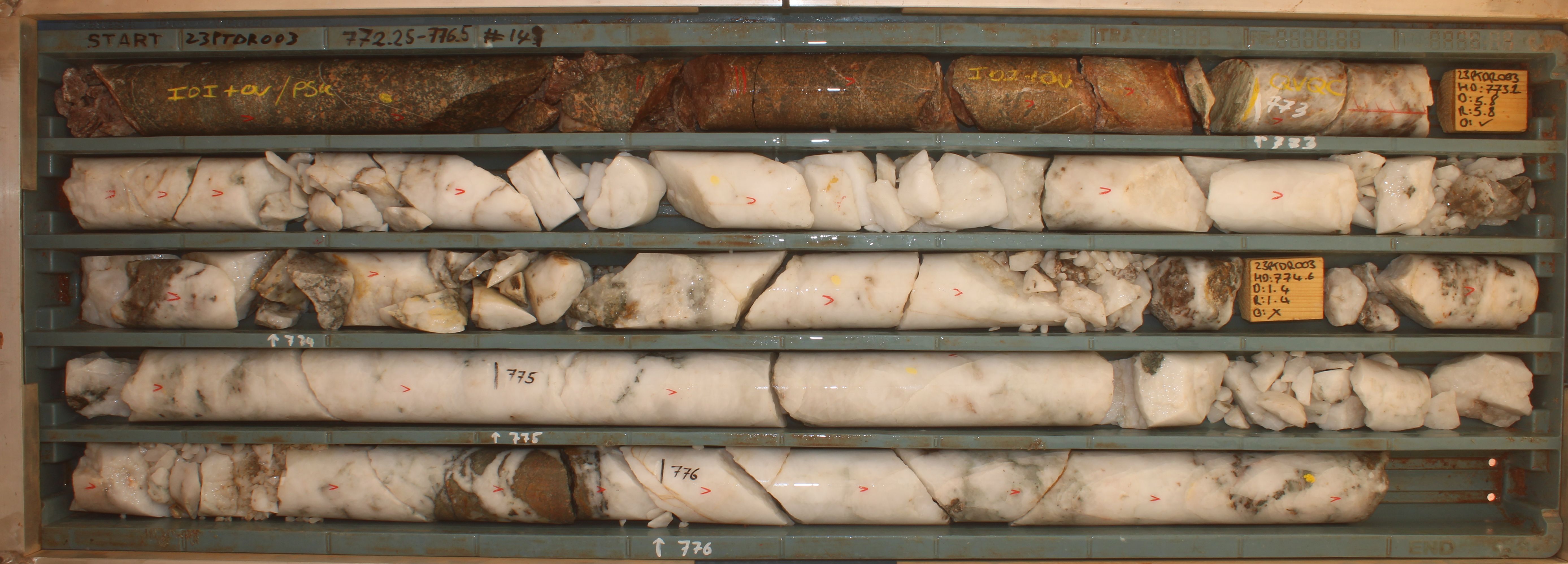 Drill hole sample detection Object Detection Dataset by Jorge