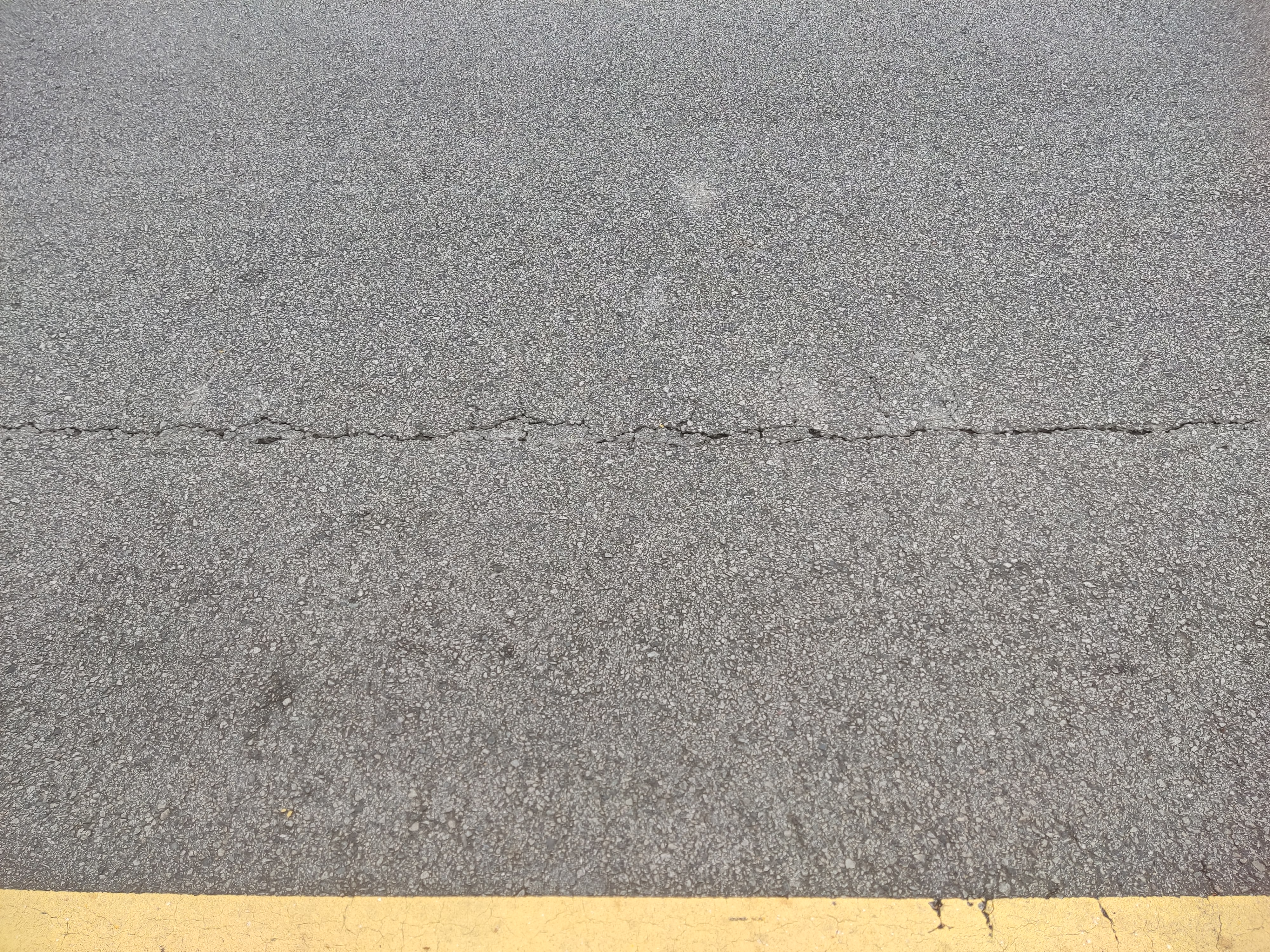 road_defect Object Detection Model by TUM