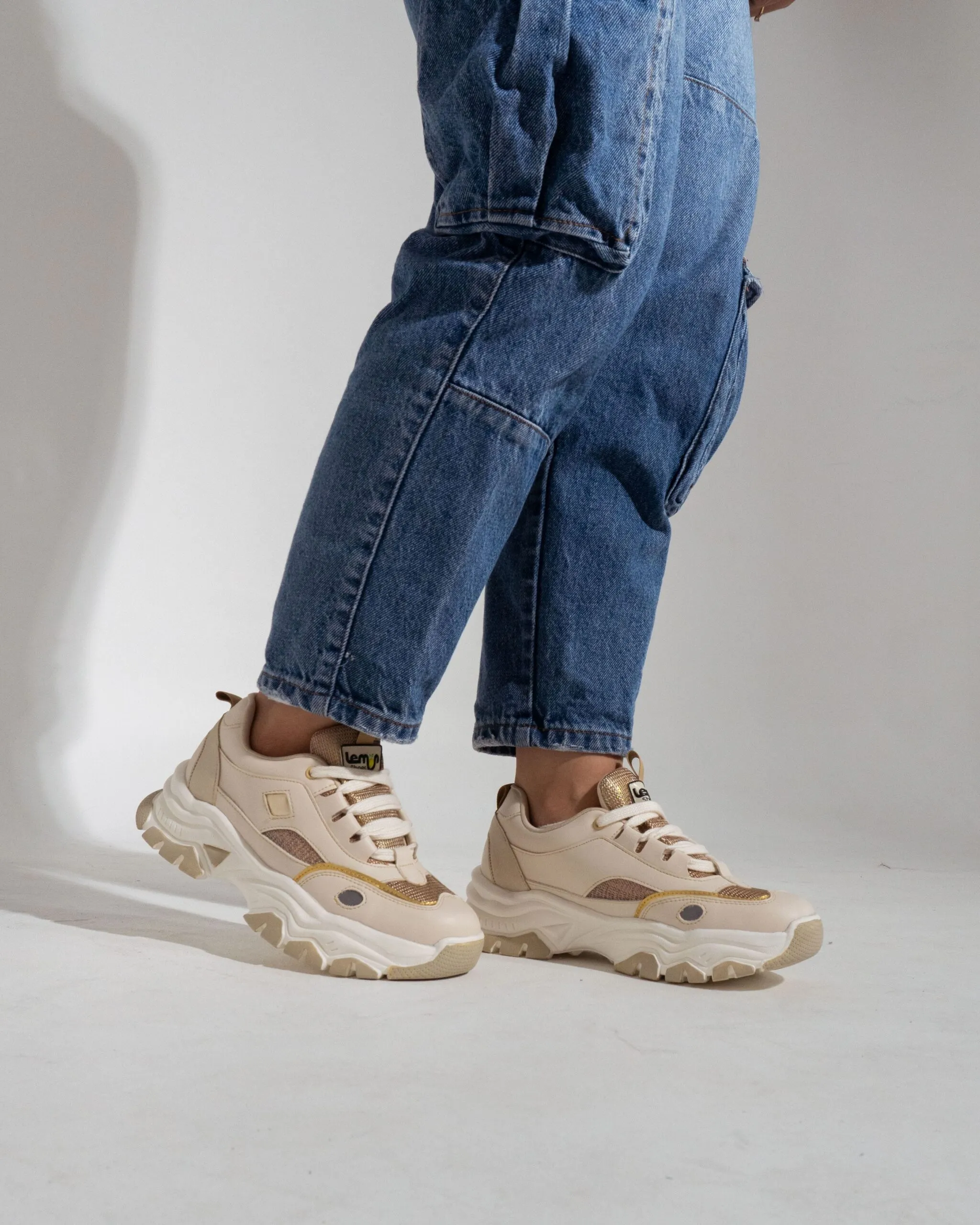 Shoes and Markers Instance Segmentation Dataset by Lab 3 Segmentacin por Instancias