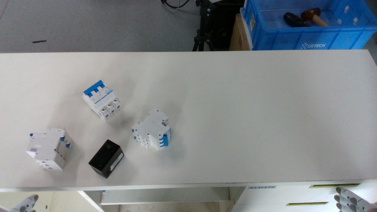 detect_switch_servo_left Object Detection Dataset by Jinbo Zuo