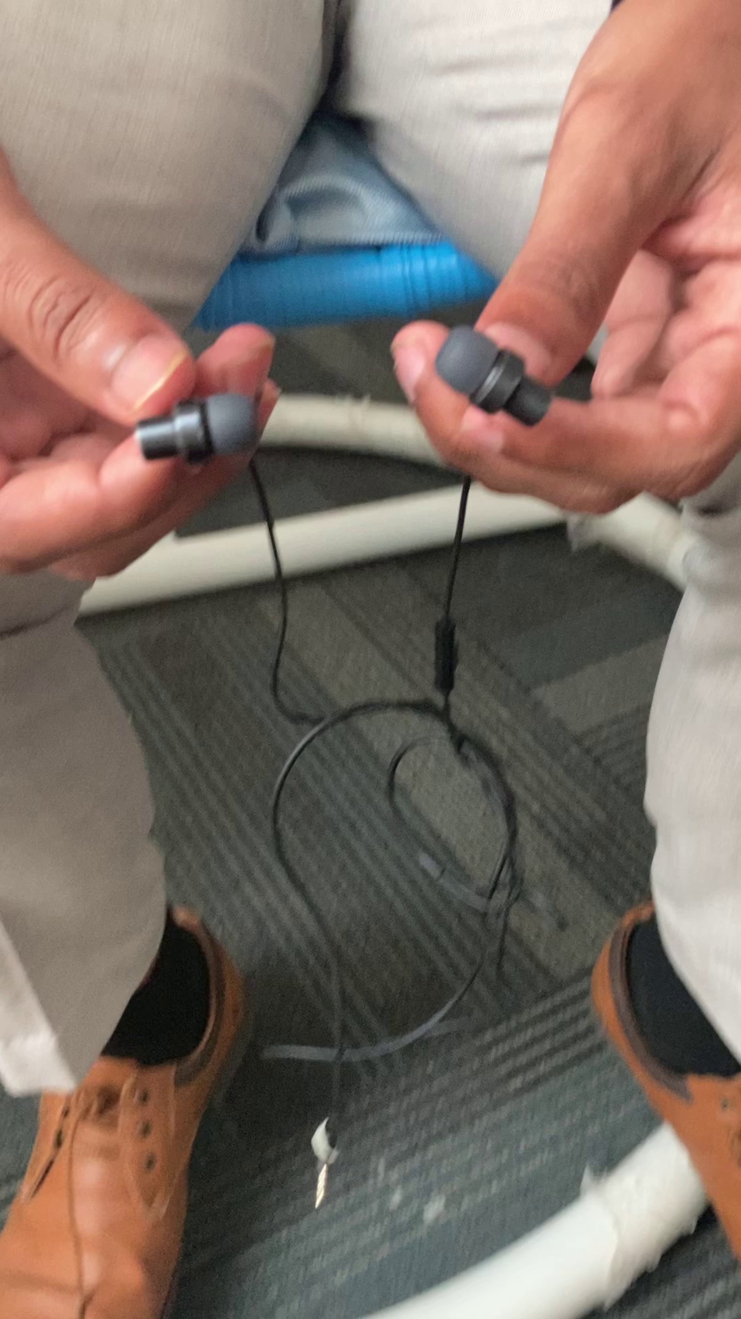 ear_piece_manual Object Detection Dataset by Vignesh