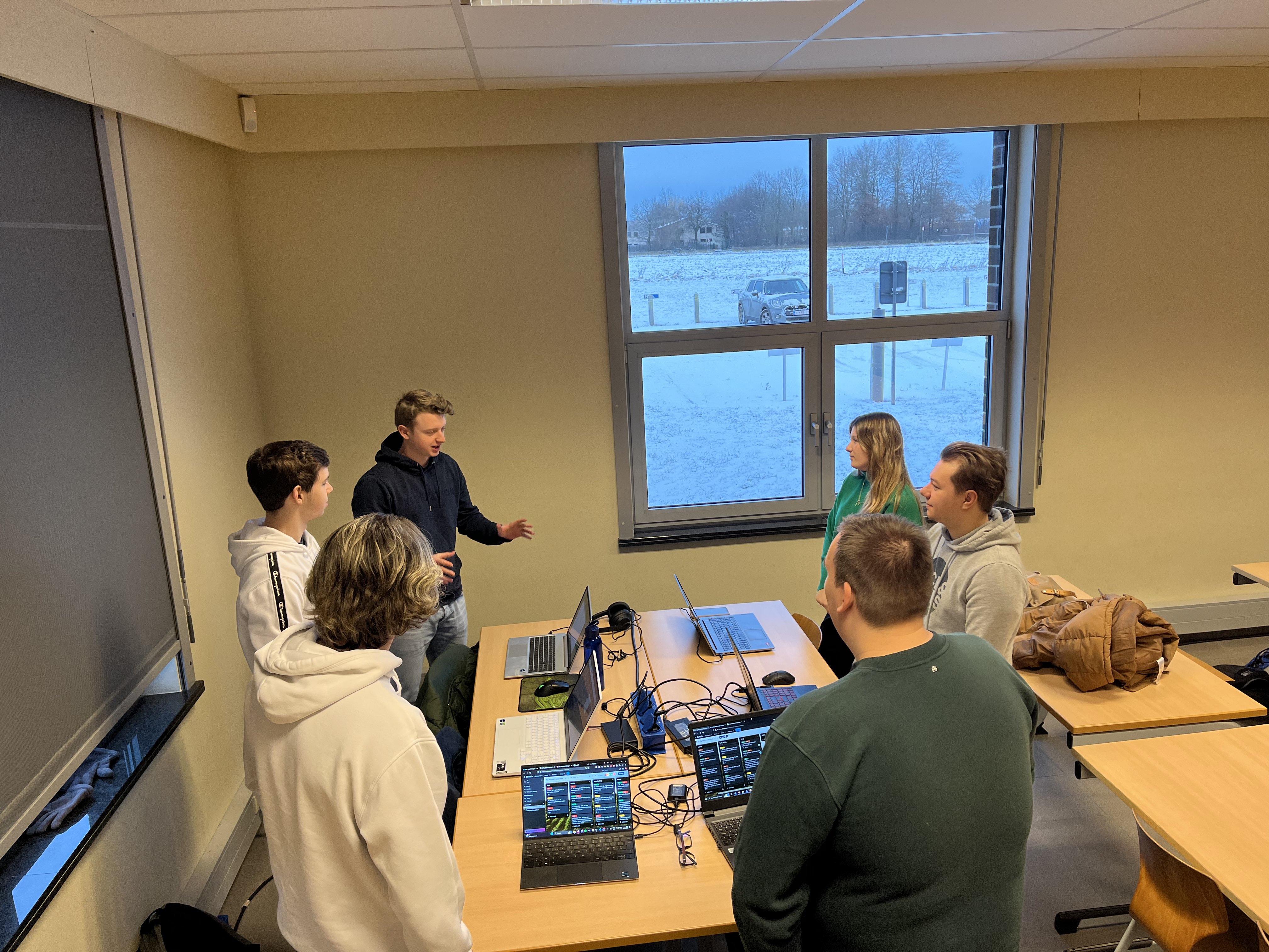 Bee Object Detection Model by AIProjectTeam8