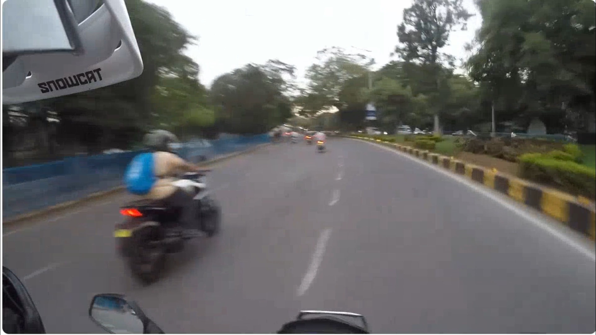 face blur helmet no helmet Object Detection Model by rugbyBalls