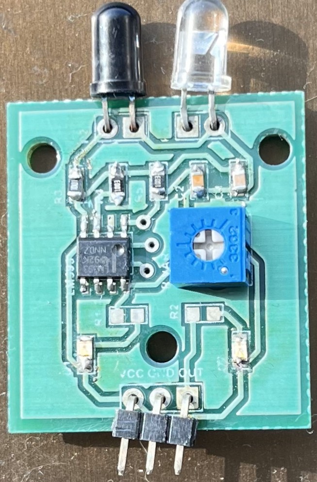 pcb defect detector - Roboflow Universe
