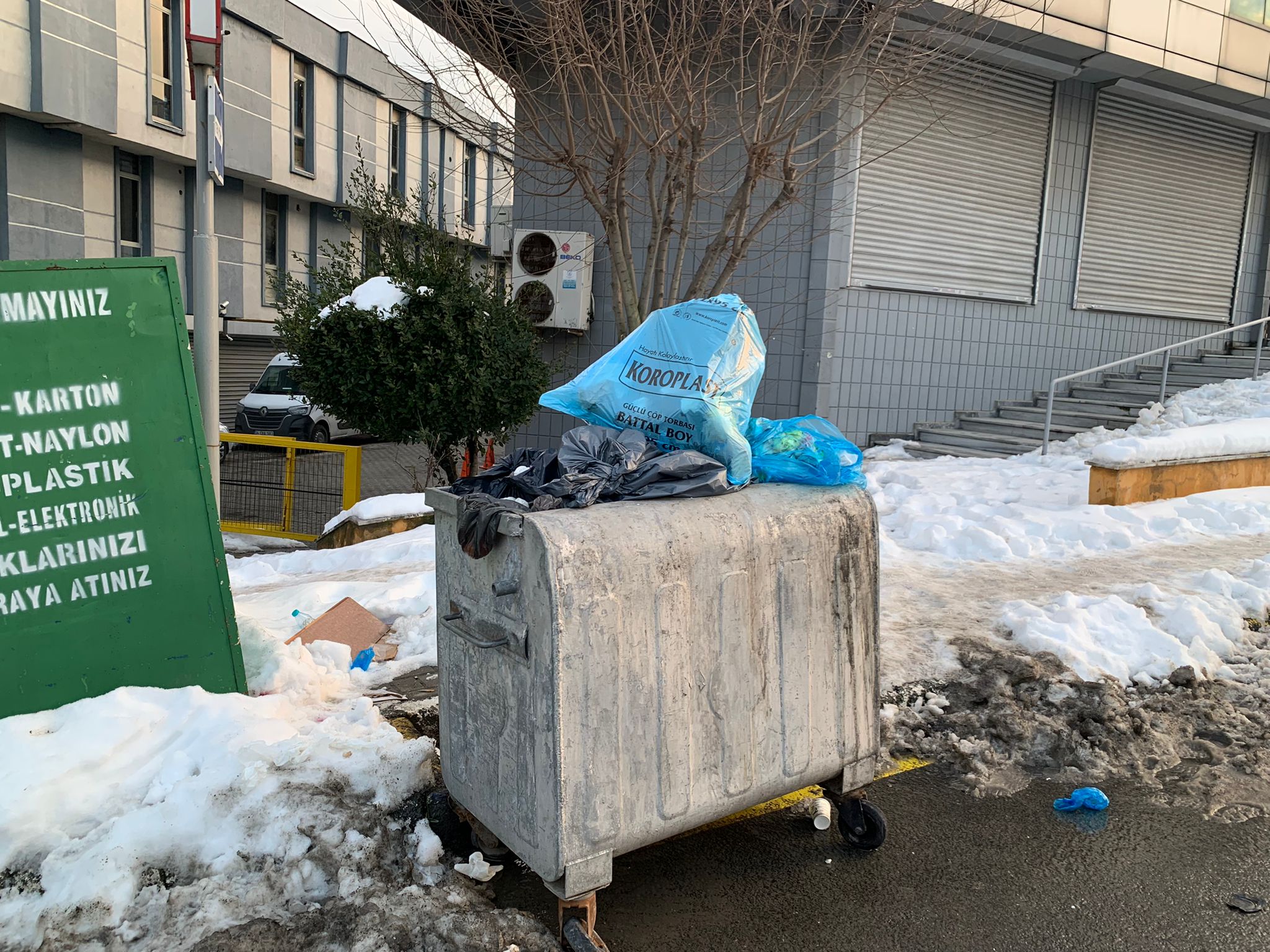 Garbage Object Detection Model by kubraaksoy2187@gmail.com