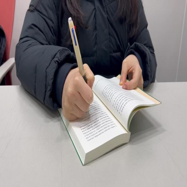 pen Instance Segmentation Dataset by K