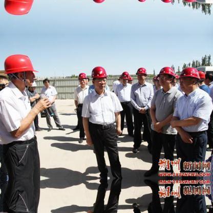 Hard-Hats Object Detection Dataset by mike hawxhurst