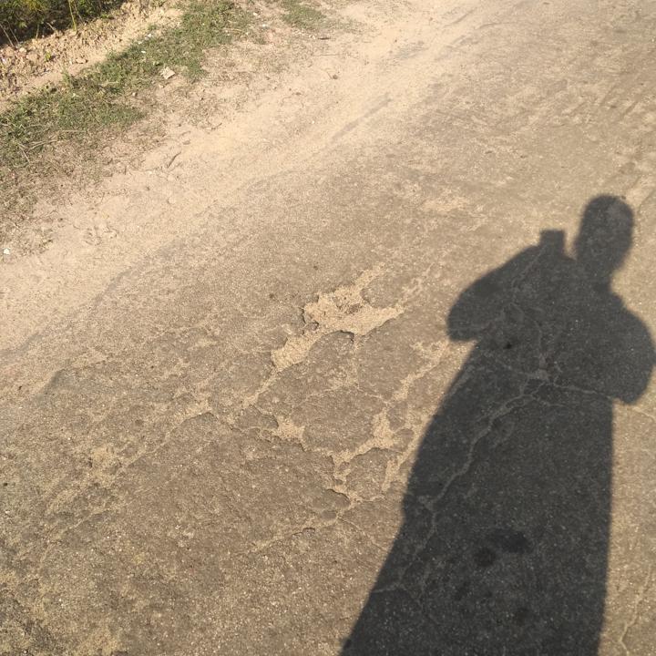 yolov8_road_pothole_detect Instance Segmentation Dataset by Arslan Mahmood