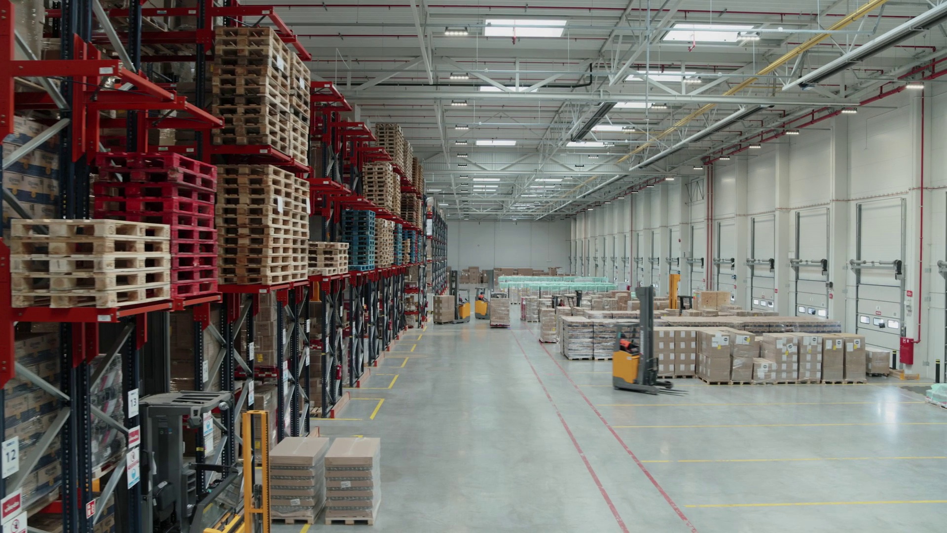 forklift Object Detection Dataset and Pre-Trained Model by My Workspace