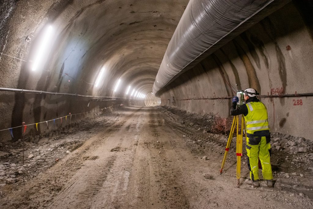 tunnel workers Object Detection Dataset by young