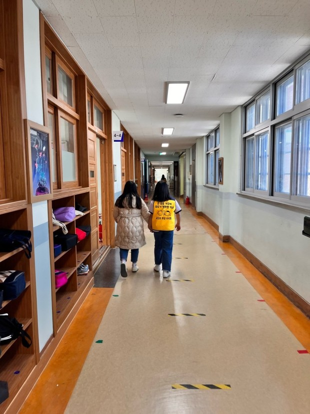 yolov7-seg Instance Segmentation Dataset and Pre-Trained Model by Project ShinnGiho