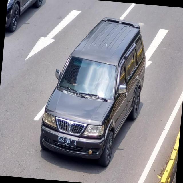 Kendaraan Object Detection Model By Deteksi Pelanggaran