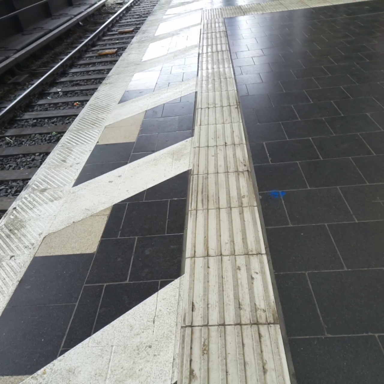 tactile-paving-detection Object Detection Model by Thesis