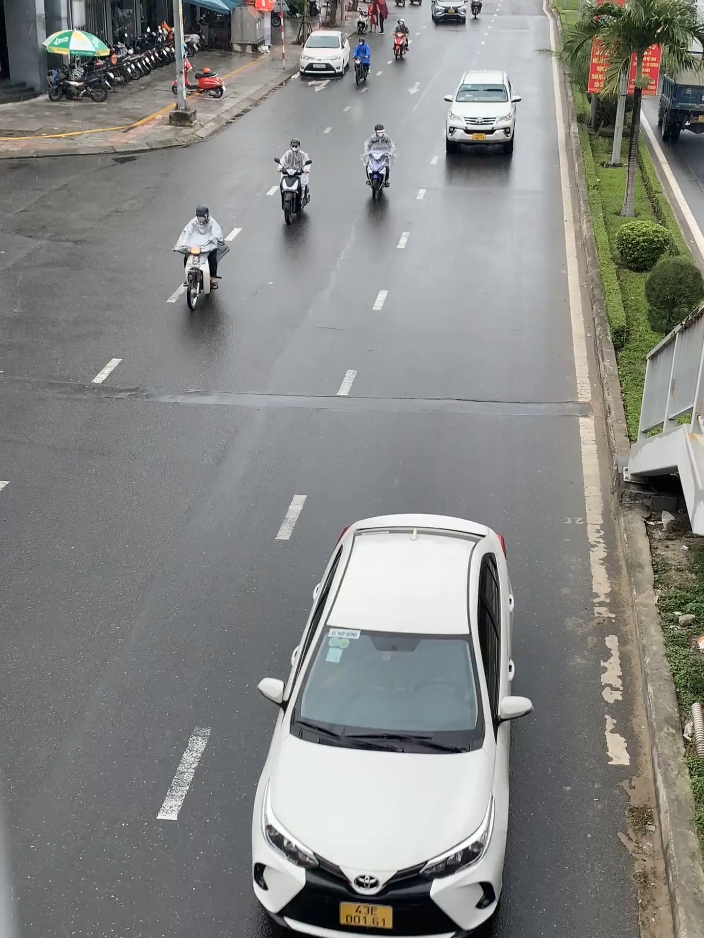 new-data-auto Object Detection Dataset by Danang university of Science and technology