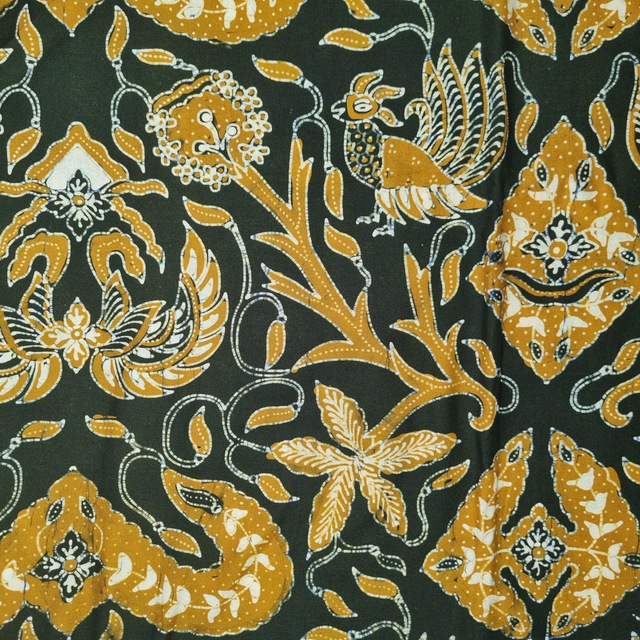 Batik Defects Detection Instance Segmentation Model by Batik CNN