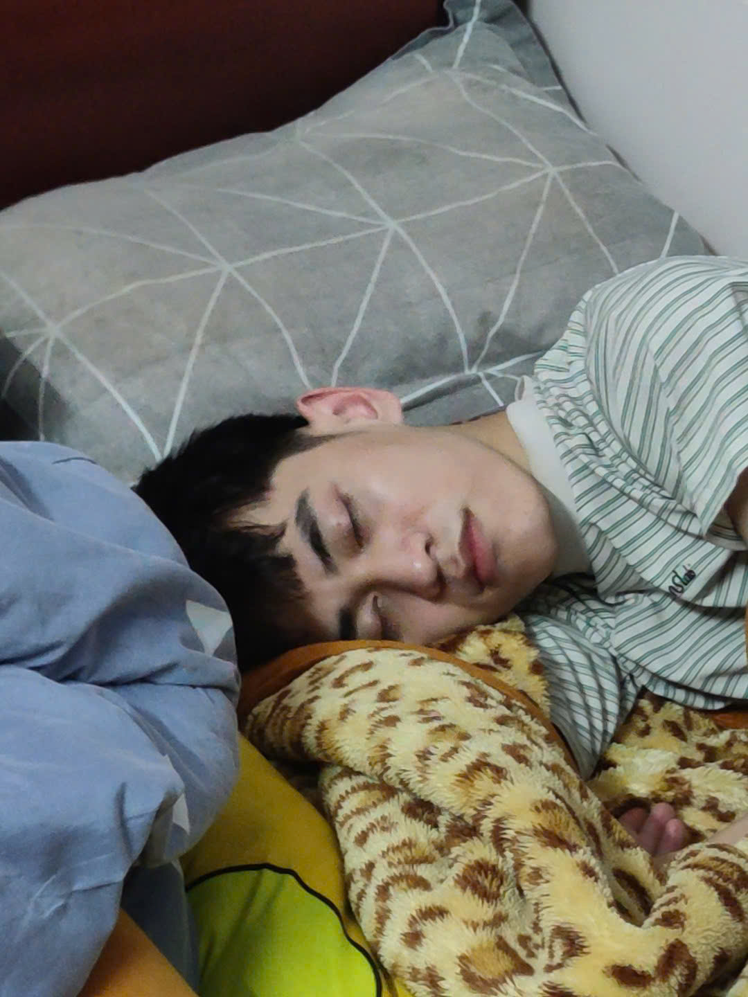 nhn din gng mt - Roboflow Universe