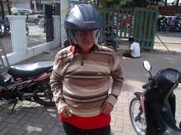 Pendeteksi Helm Object Detection Dataset and Pre-Trained Model by bryan