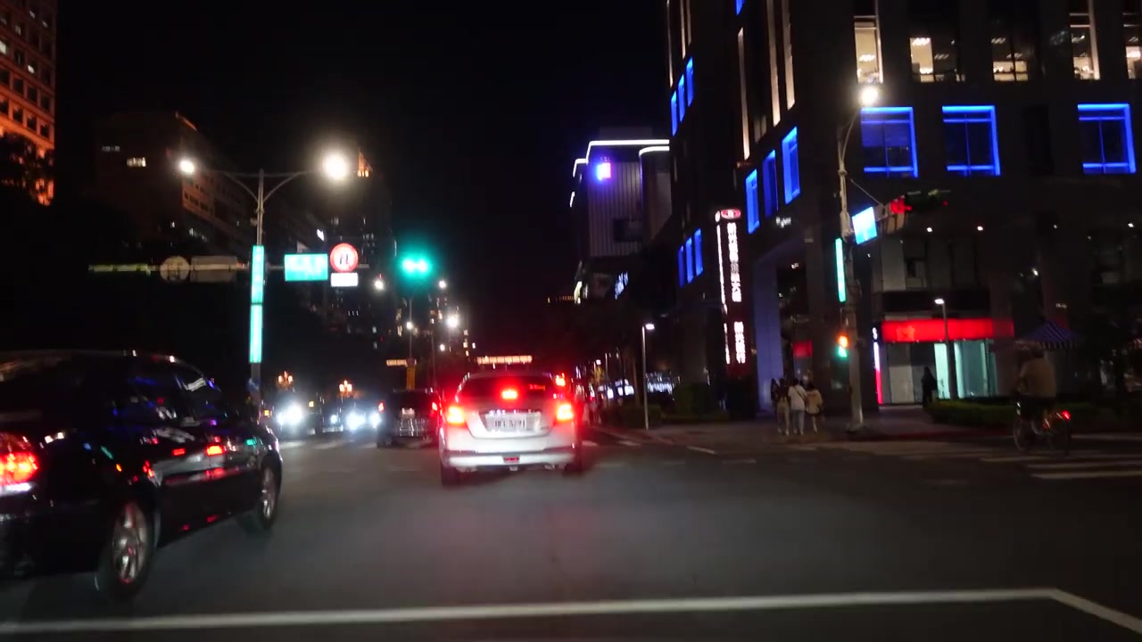 car rear light detection Object Detection Dataset by Aka Project