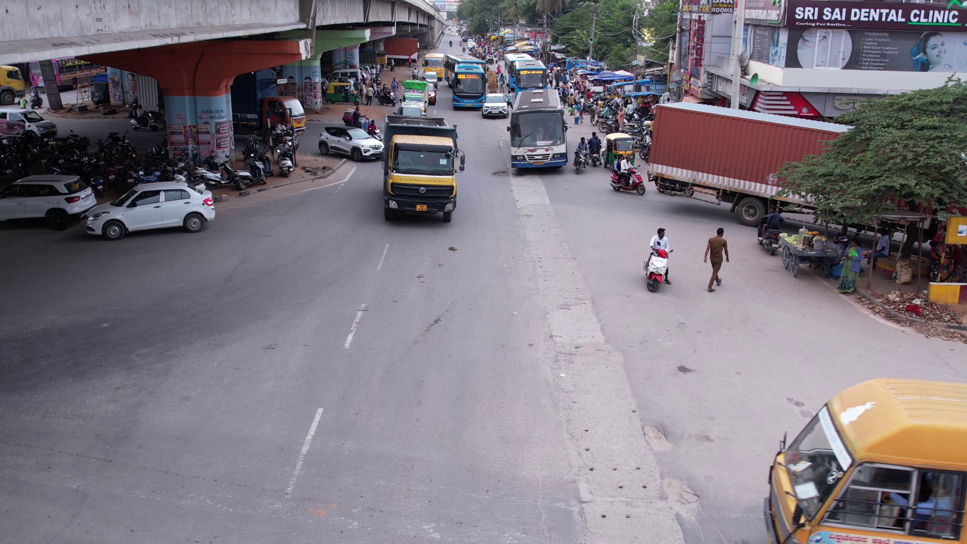 bus Object Detection Dataset by chiplogic