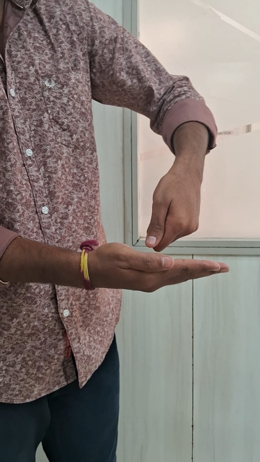 Sign language-yolo Object Detection Dataset and Pre-Trained Model by nivas