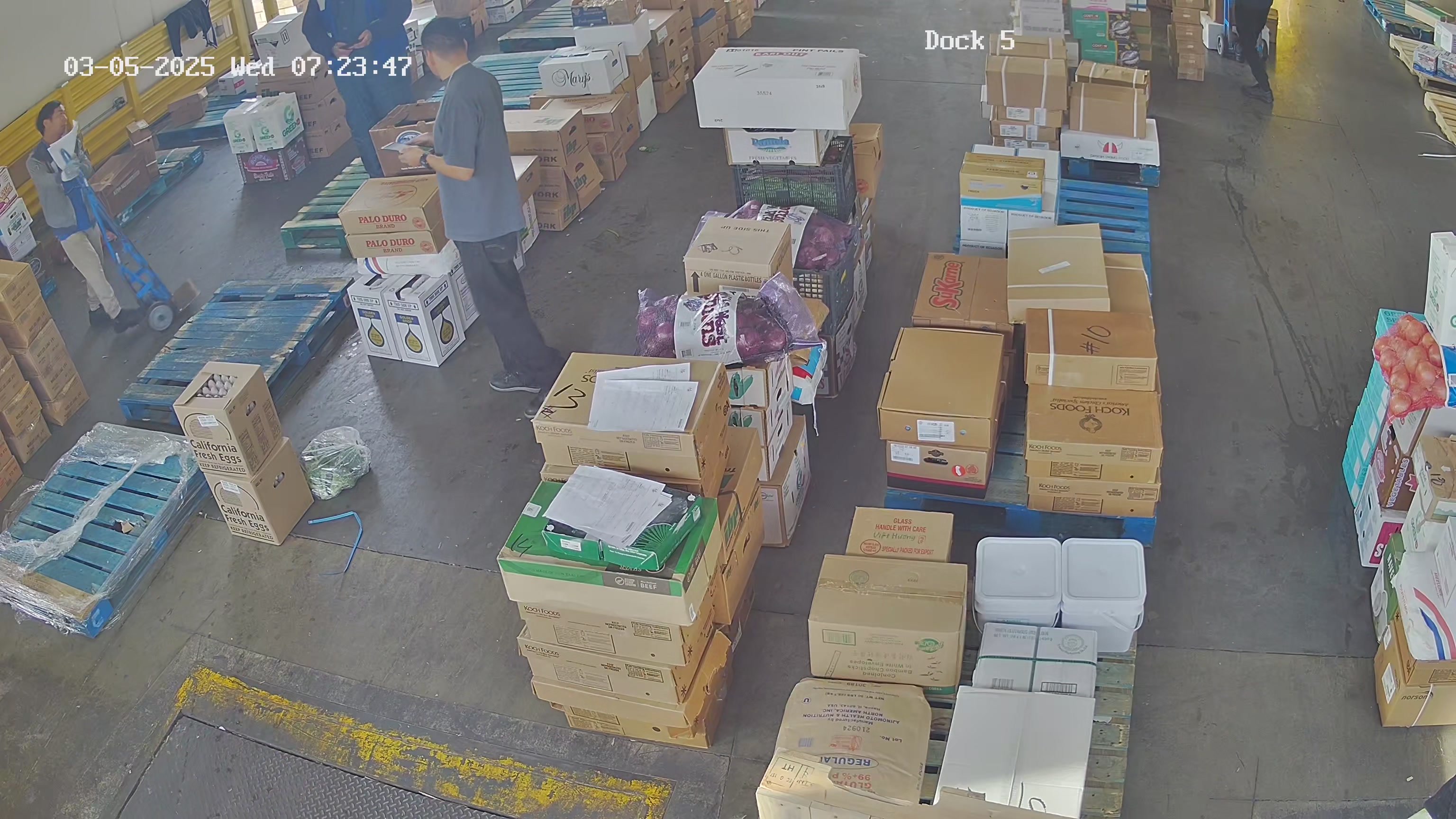 Warehouse-2+forklift Object Detection Model by AICam