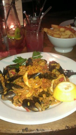 food detection (food-detection-ohpgo) - Roboflow Universe