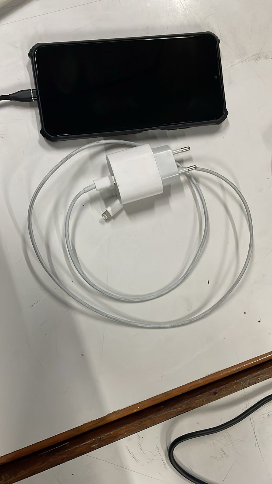Charger_Earphone_Detection Object Detection Model by ...
