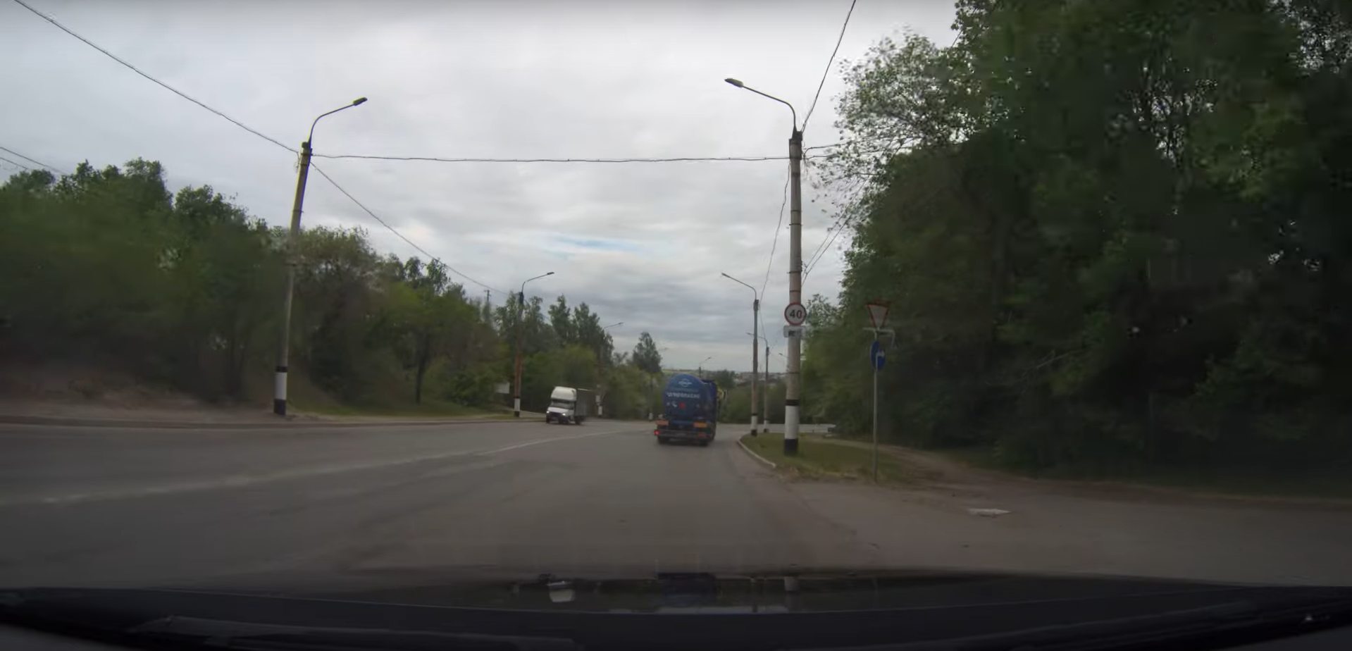 dorozhnie_znaki Object Detection Dataset by Dmitriy Ivanov