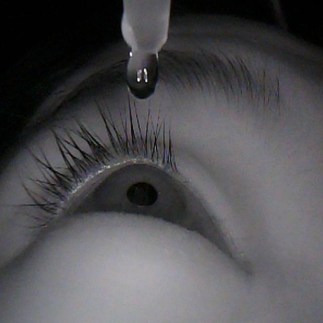 Eye drop detection project (YH)) Object Detection Model by ELizaaaaaa